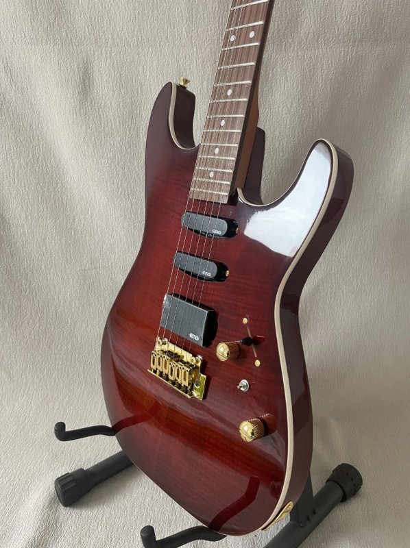 Custom Full Tom Anderson Electric Guitar in Sunburst Color