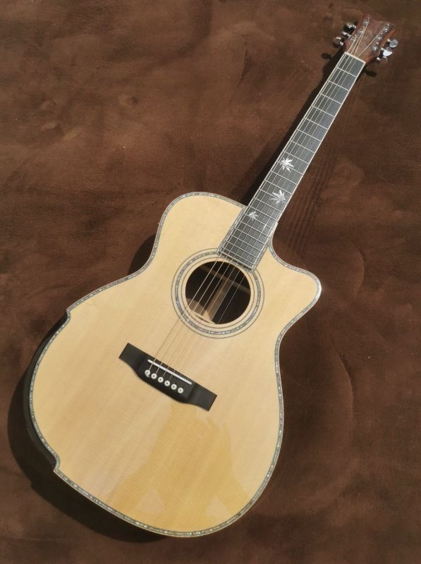 Custom 40 Inch GA Body Solid Spruce Wood Cutaway Acoustic Guitar